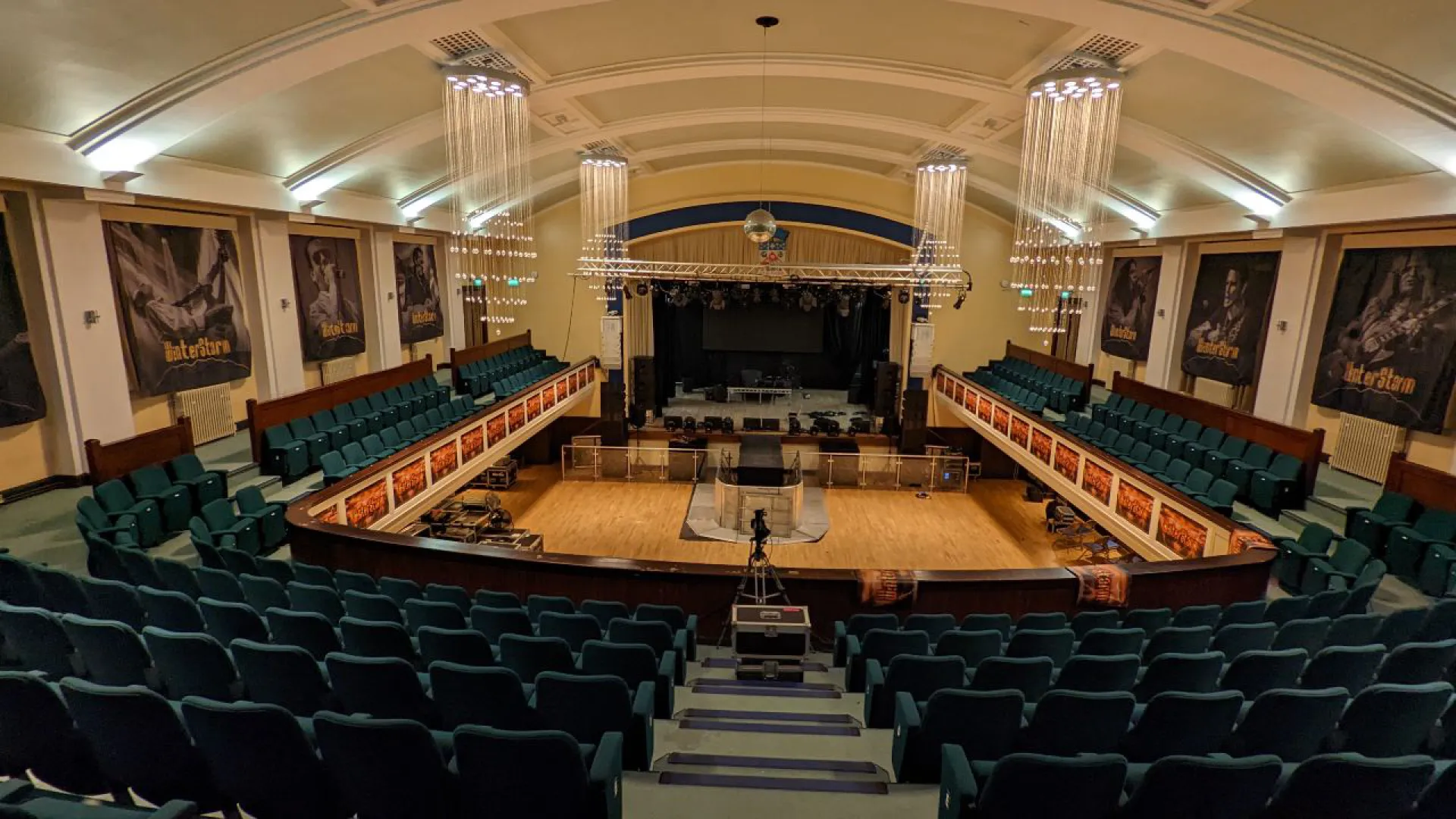 WinterStorm Wall Hangings and Curtains | Artiste Memorabilia Troon ...